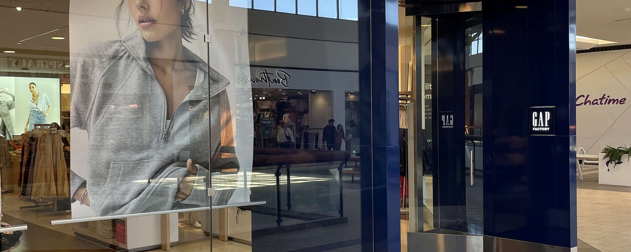 COMMERCIAL – STOREFRONTS – Burlington Glass